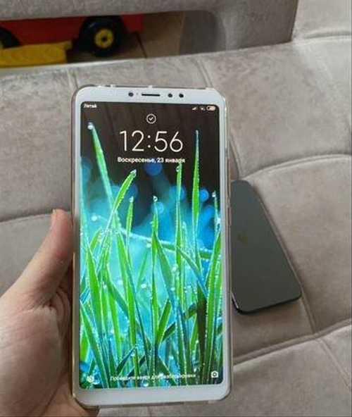 Xiaomi mi max 3 новый 6.9 дюймов 6/128гб фаблет