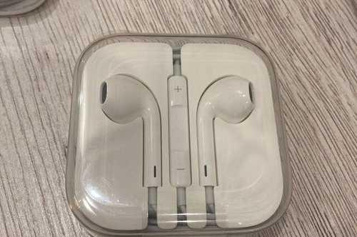 Наушники earpods (3.5 mm)