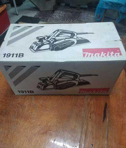 Электро рубанок Makita 1911B