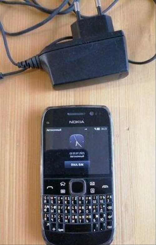 Телефон Nokia E6-00