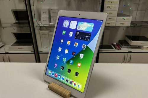 iPad 8 WiFi only 32gb Silver (1045)