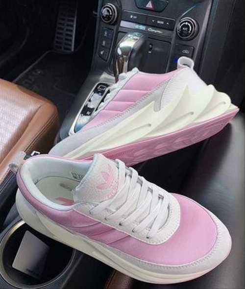 Кроссовки Adidas Sharks boost pink