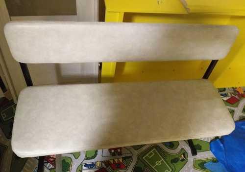 Скамья мягкая,со спинкой