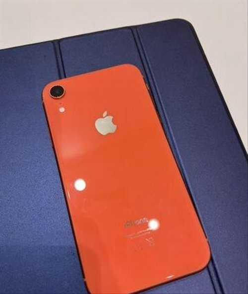 iPhone xr 64 gb coral