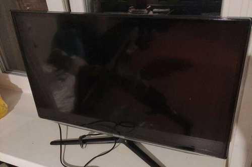 Телевизор Samsung 32 дюйма UE32ES6307U
