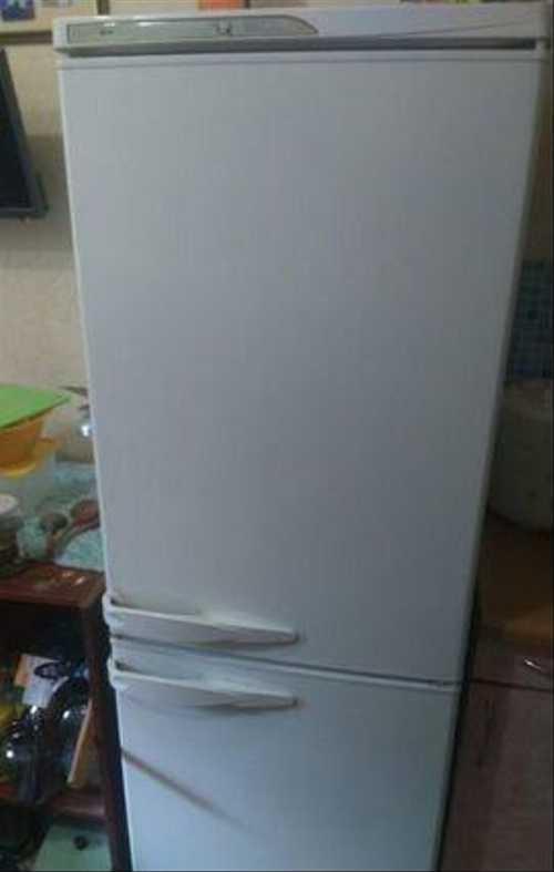 Холодильник Stinol RF305A008