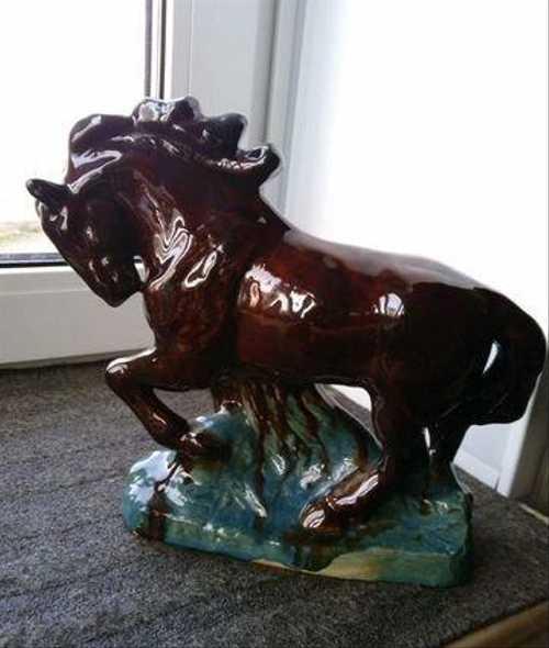 Статуэтки обливная керамика Конь, Медведь, Лошадь