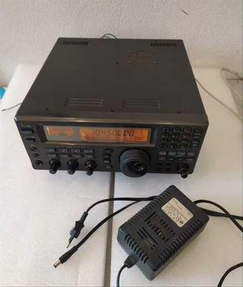 Приемник Icom IC-R8500 с блоком питания