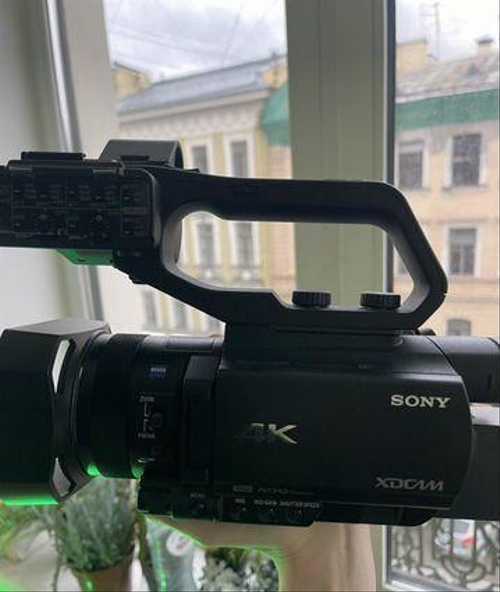 Видеокамера Sony PXW-Z90