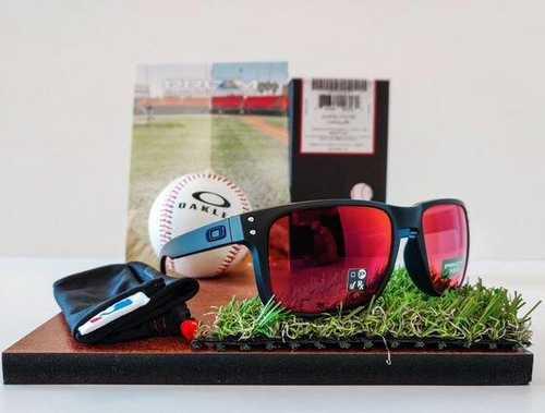 Солнечные очки Oakley Holbrook New York Yankees