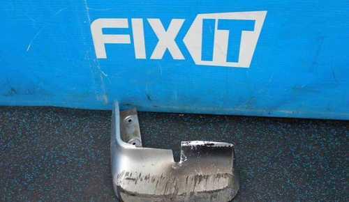 Брызговик Honda Civic (Хонда Цивик) FD3 75810snkk0