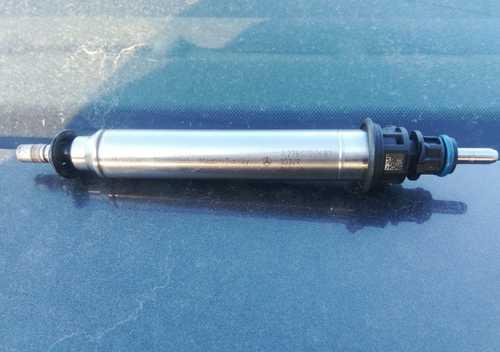 A2780700687 Топливная форсунка Mercedes M276
