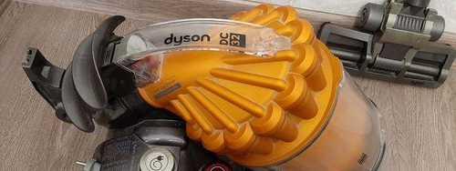 Пылесос Dyson DC 32 Animal Pro