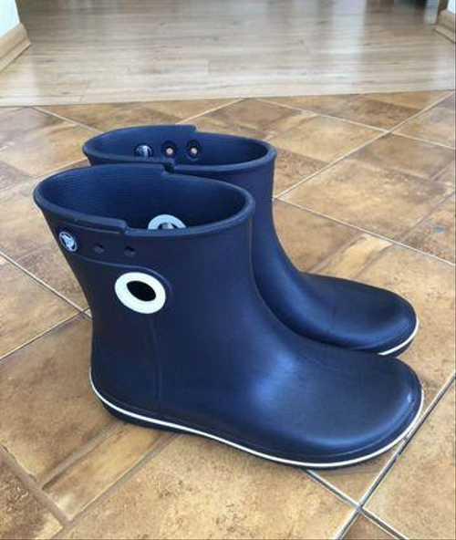 Резиновые сапоги crocs w8