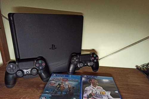 Sony PlayStation 4 slim 1tб, 2 геймпада