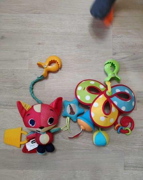 Фирменные игрушки на коляску