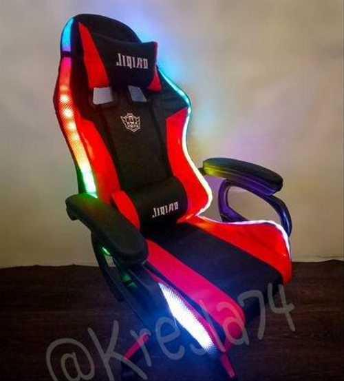 Геймерское кресло с подсветкой RGB и динамиками