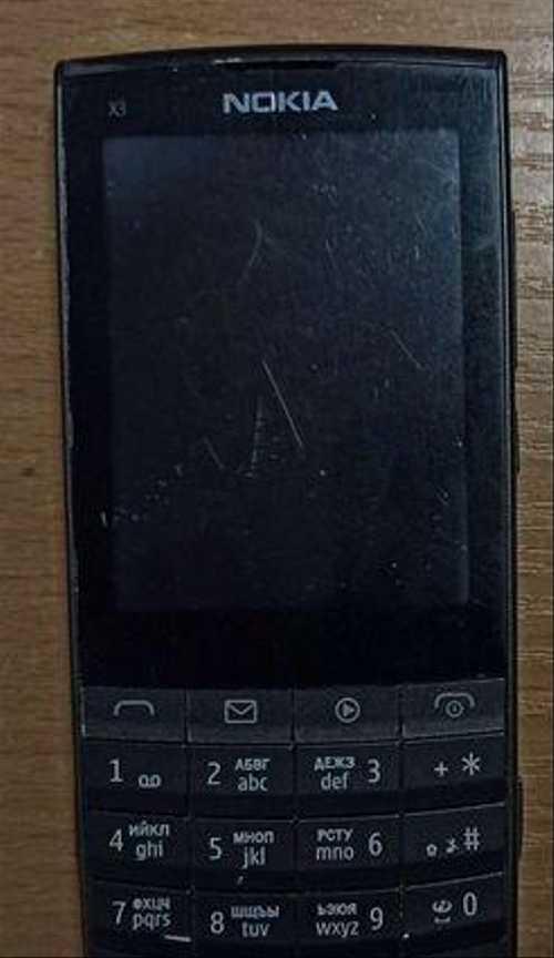 Телефон Nokia x3-02
