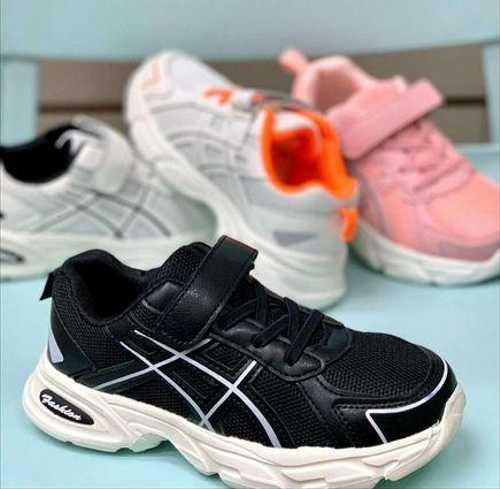 Кроссовки детские Asics