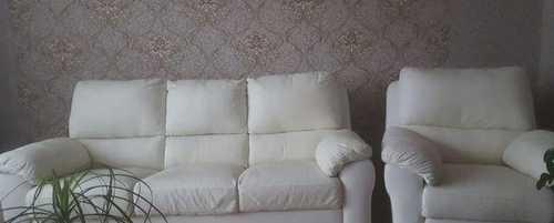 Кожаный диван и кресло реклайнер Лазурит