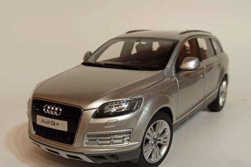 Audi Q7 Silver 1:18 Kyosho