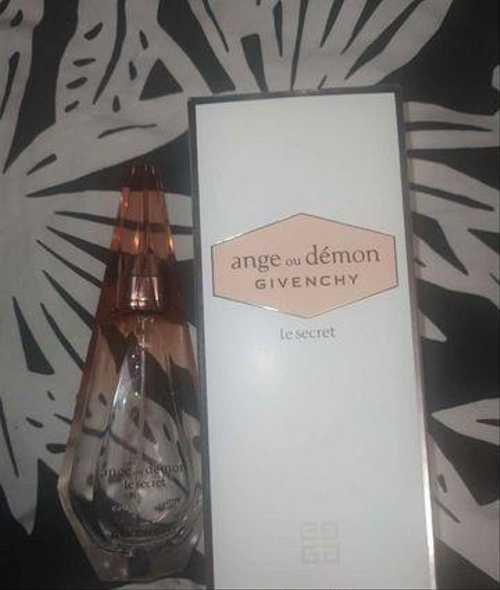 Флакон от парфюмерной воды Givenchy