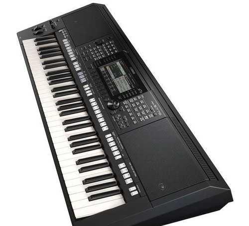 Рабочая станция Yamaha PSR-S775