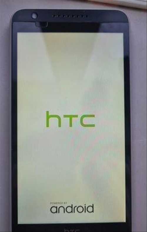 Телефон HTC Desire 820 Dual Sim