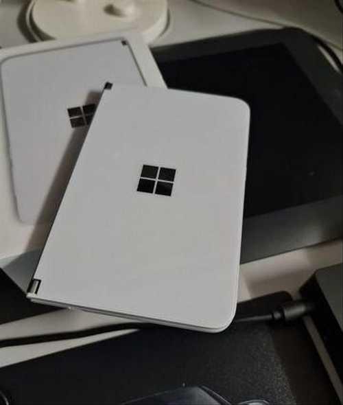 Microsoft Surface Duo - 6 / 256