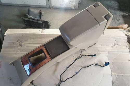 Подлокотник Кадиллак Cadillac SRX 1