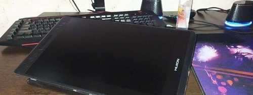 Интерактивный дисплей huion kamvas Pro 12 чёрный