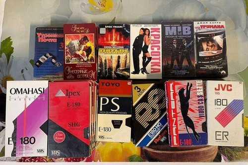 Видеокассеты с записью VHS (29 шт.)