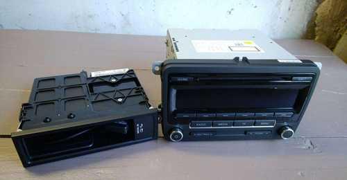 Автомагнитола RCD 310 вместе с Media in