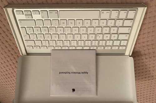 Apple Wireless Keyboard A1314