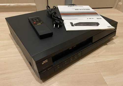 Видеомагнитофон JVC HR-D320EE