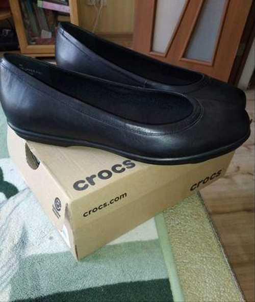 Туфли балетки фирмы crocs новые размер 40-41