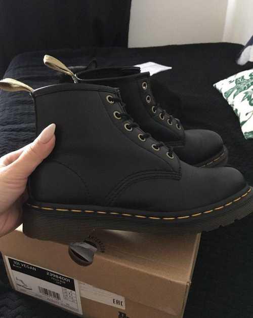 Dr. Martens 101 vegan