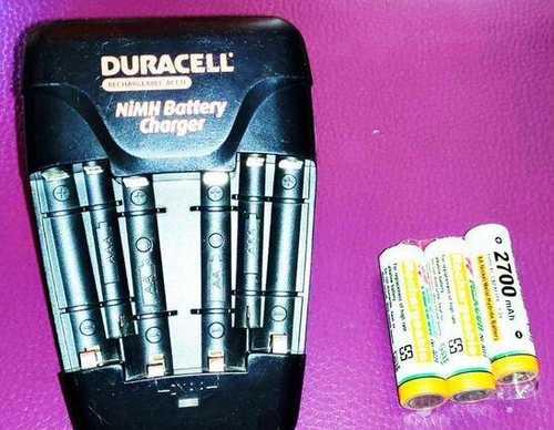 Зарядник для аккумуляторных батареек Duracell
