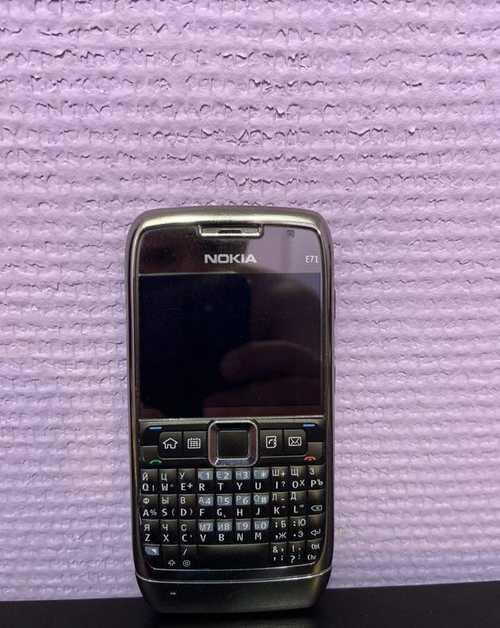 Телефон Nokia E71
