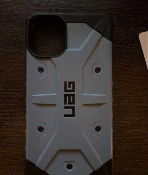 Чехол на iPhone 11 UAG