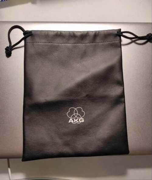 Новая, кожаная сумка AKG для любых наушников