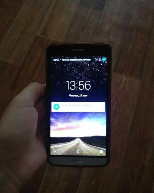 Телефон Lg ray x 190