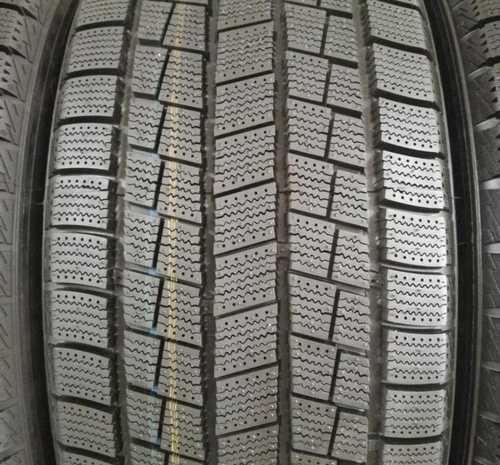 215/45R17 Goform W705 91T