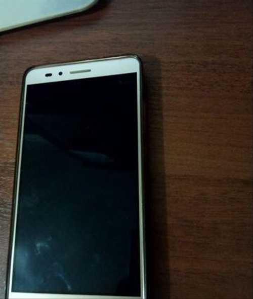 Продам смартфон Huawei Honor 5X Gold