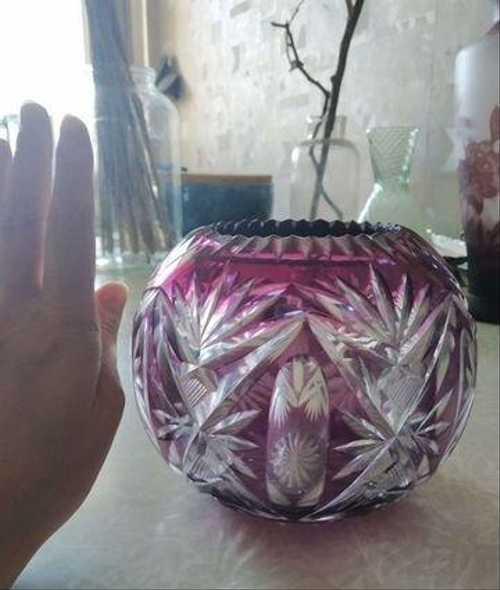 Цветная хрустальная ваза