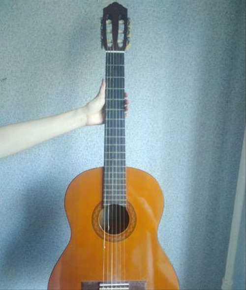 Акустическая гитара yamaha
