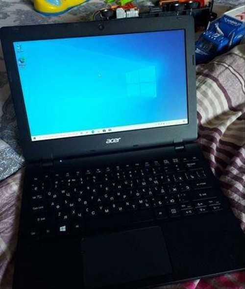 Нетбук acer es-111