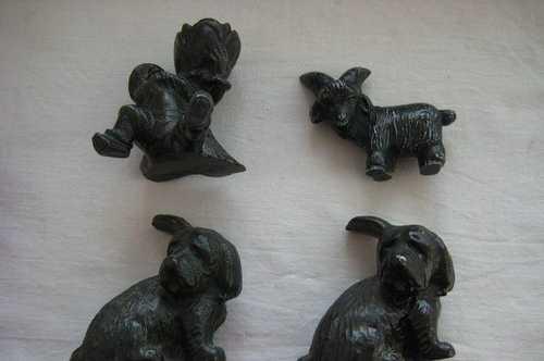 Статуэтки фигурки из металла