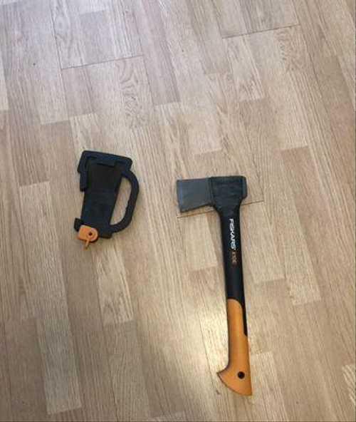 Топор колун fiskars x-10