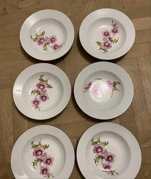 Фарфоровые столовые тарелки
